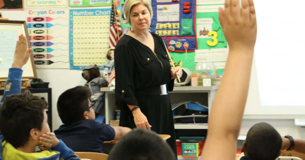 Lourdes Reyes named Newark Teacher of the Year | Newark Teachers Union